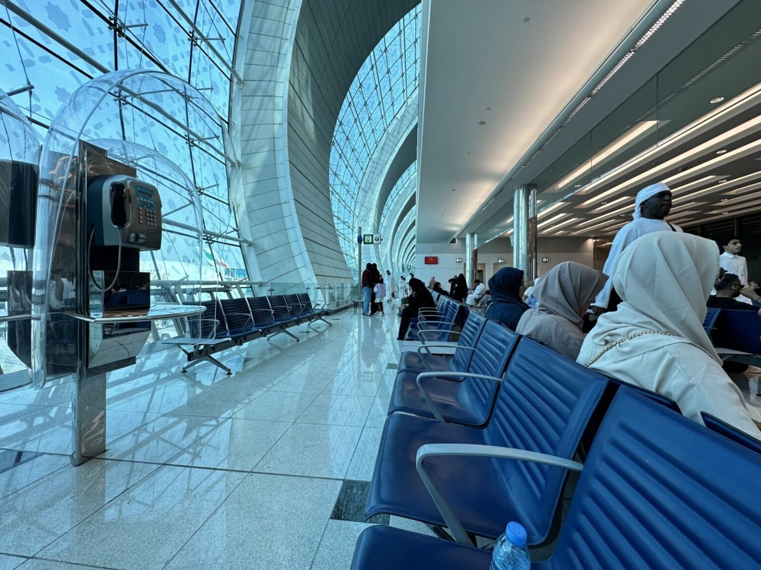 【ドバイ ⇒ ジェッダ】エミレーツ航空2階建てA380-800機ビジネスクラス搭乗記【サウジアラビア旅行記 #1】 | seiのソロ旅 ...