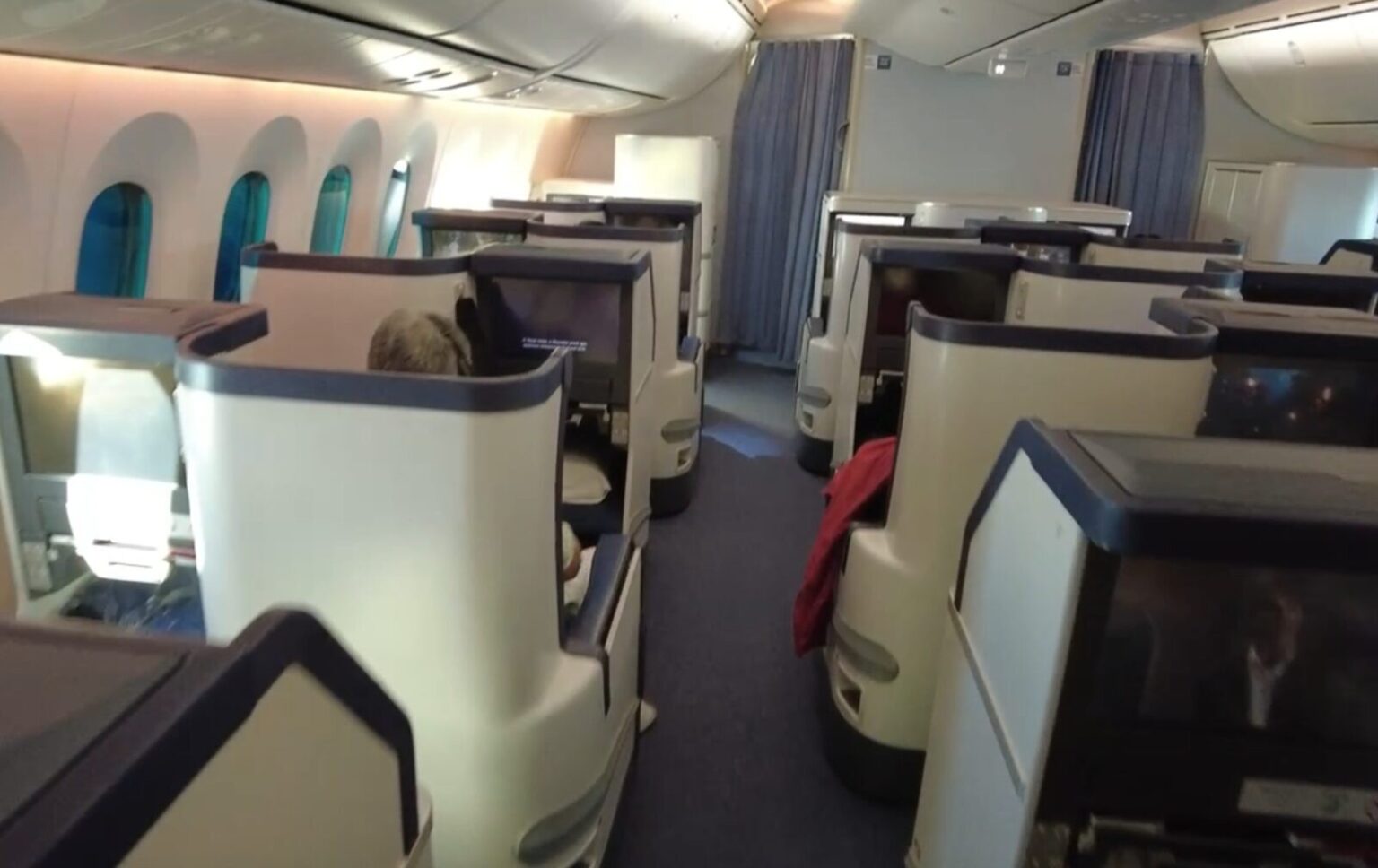 【NH180 成田 ⇒ メキシコシティ直行便】90,000マイルのANAビジネスクラス搭乗記 | seiのソロ旅ダイアリー 〜海外一人旅ブログ〜