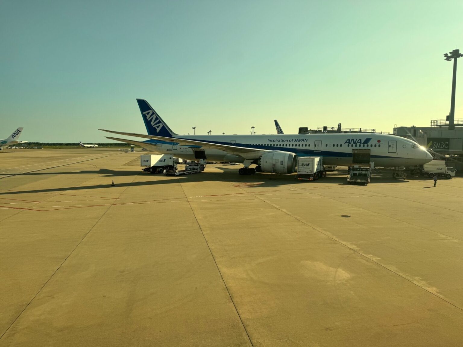 【NH180 成田 ⇒ メキシコシティ直行便】90,000マイルのANAビジネスクラス搭乗記 | seiのソロ旅ダイアリー 〜海外一人旅ブログ〜